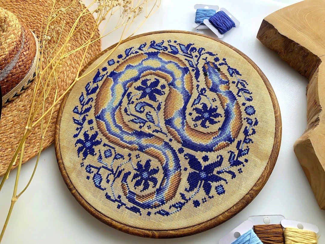 Pretty Python - Snake Cross Stitch Pattern - Delft Blue - Flowers and ...