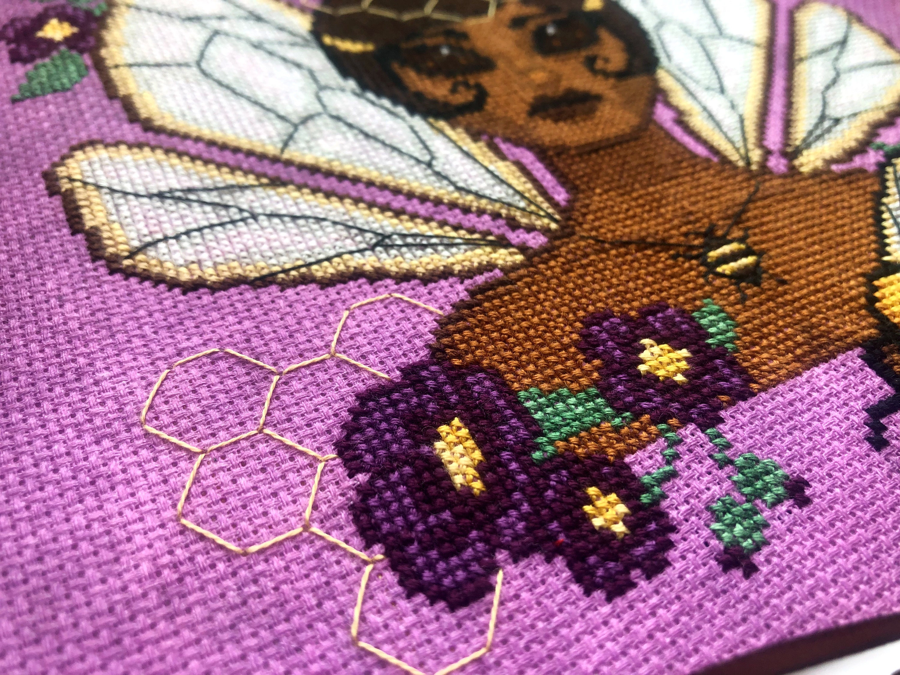 Queen Bee Portrait Cross Stitch Pattern Flower Girl Bee - Etsy