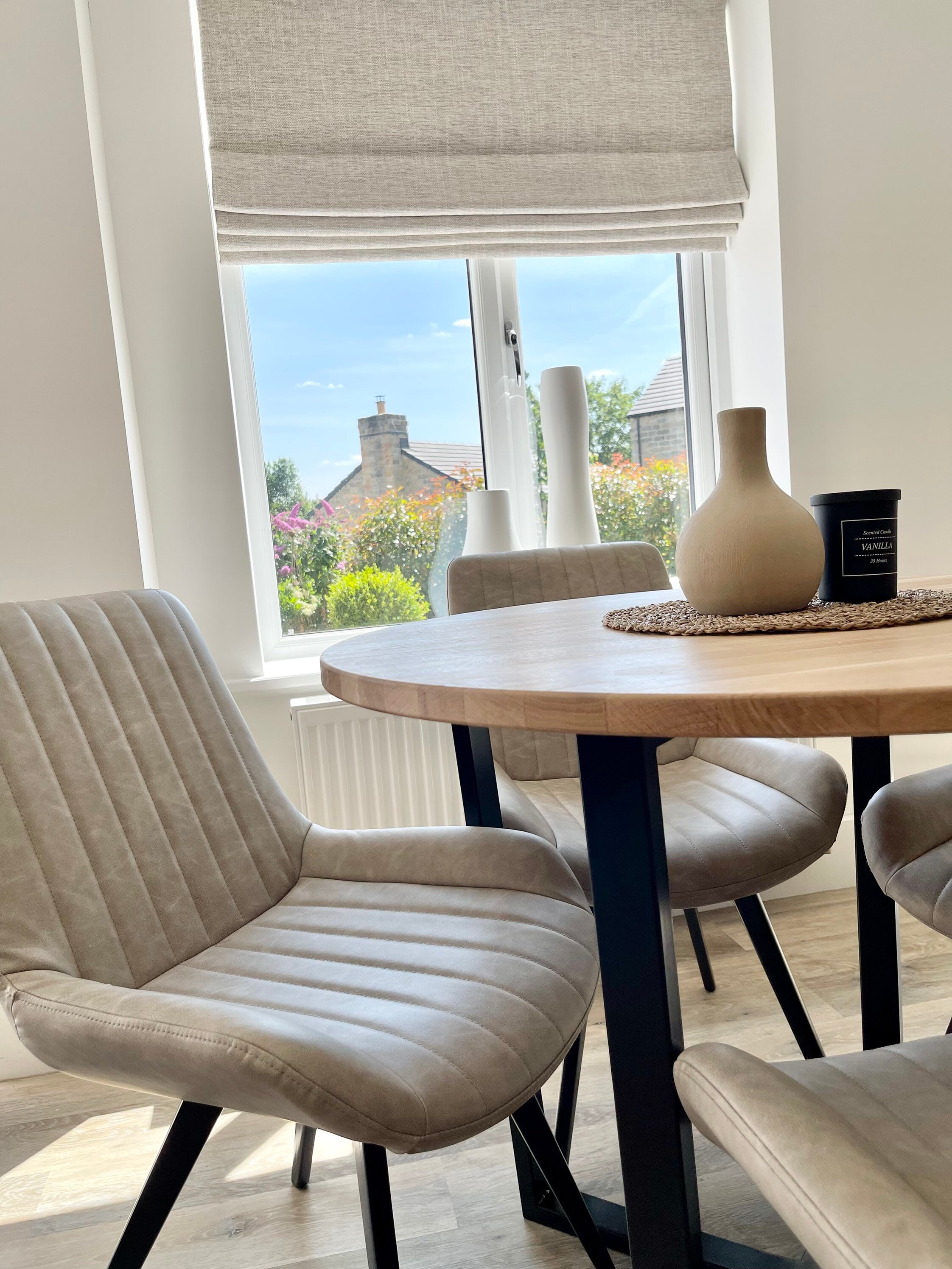 Round Oak Dining Table - Etsy