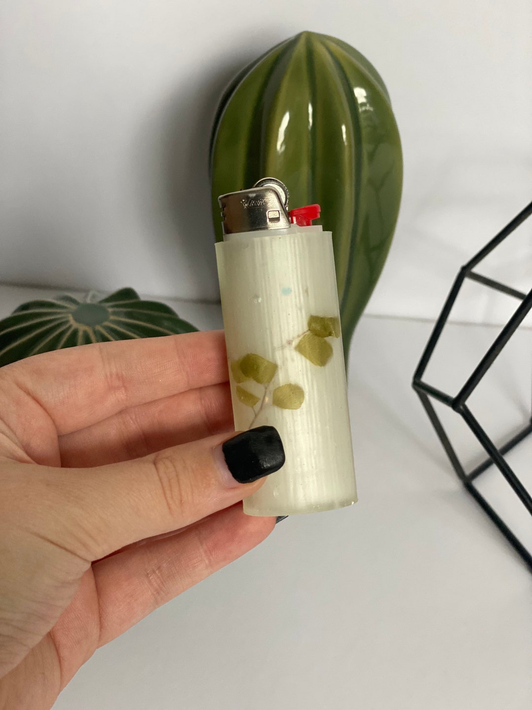 Green Resin Lighter Sleeve // Floral Lighter Cover, BIC Lighter ...