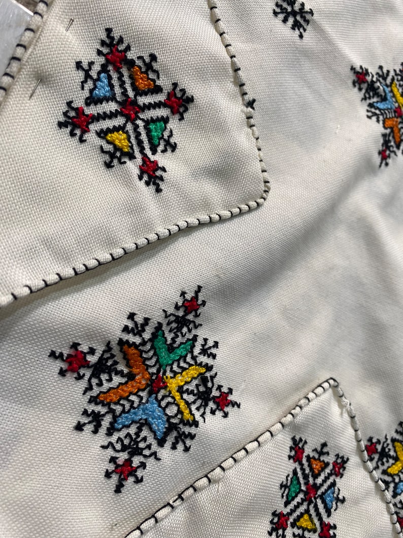 Moroccan Handmade Tablecloth Embroidered Set, Multi-color Moroccan ...