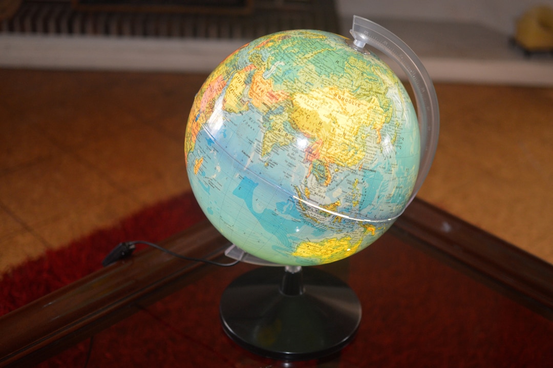 Globe Lamp World Map Night Lamp Earth Italy Plastic World Globe With ...