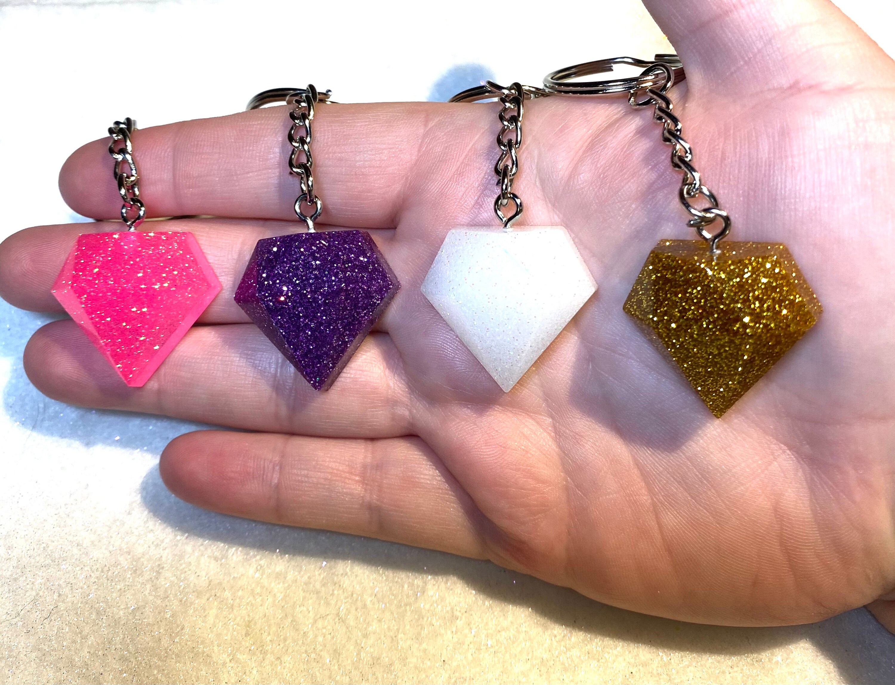 Diamond Resin Keychain, 2D Diamond Shape, Handmade, Glitter, Custom ...