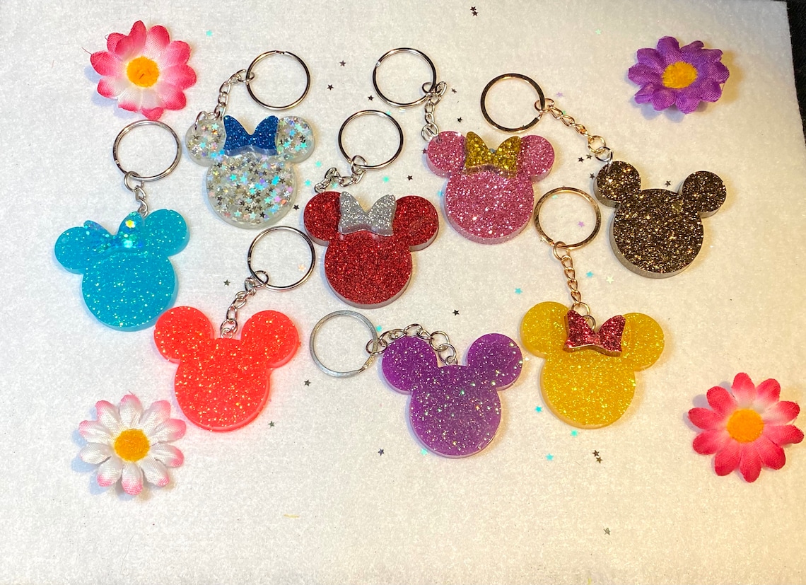 Mickey and Minnie Mouse Resin Keychains Disney Resin Art - Etsy