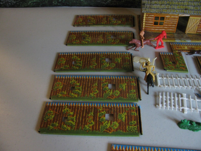 Vintage Marx Wild West Fort Dearborn Playset-original 1950s Edition-tin ...