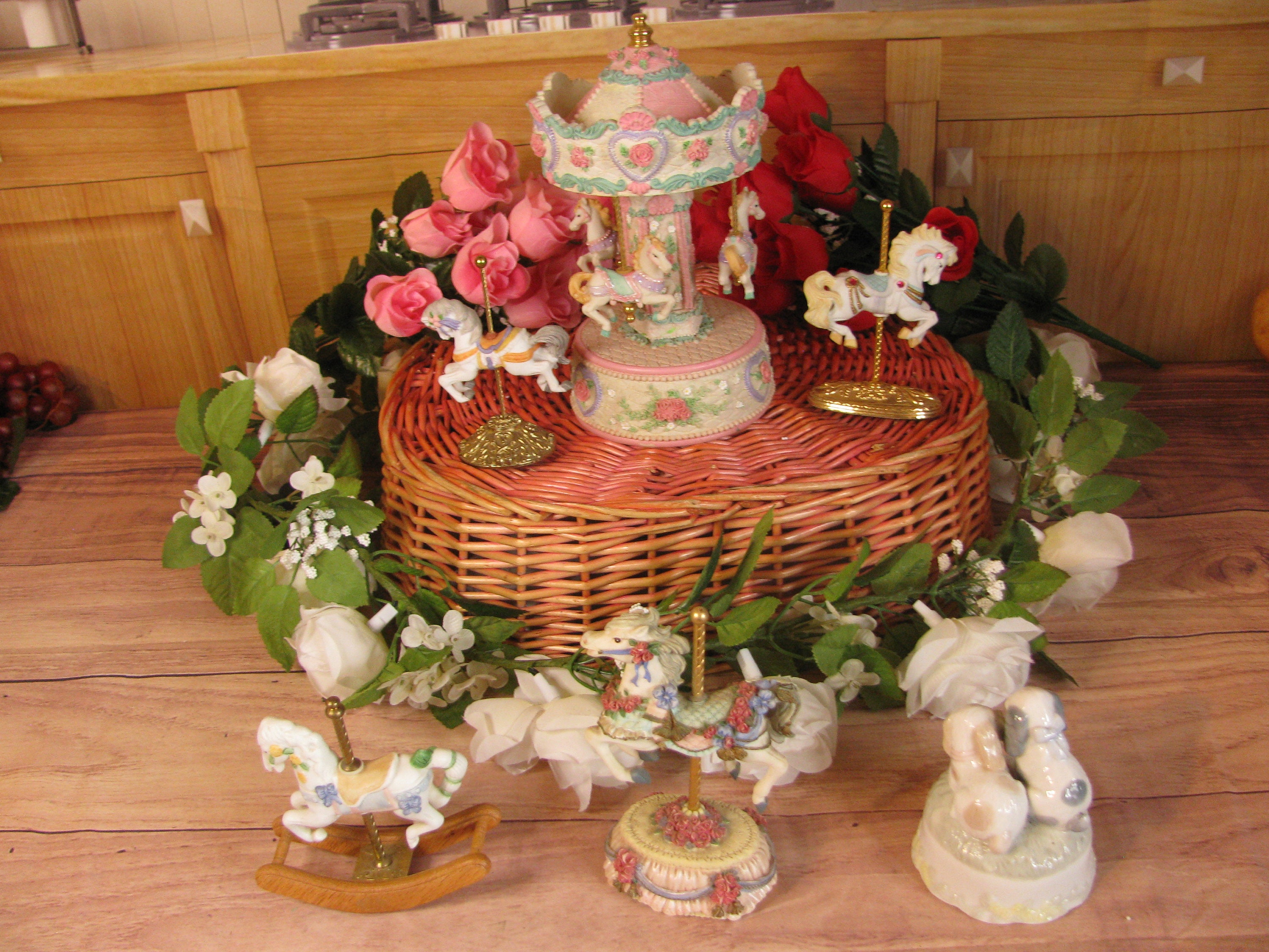 Vintage Three Carousel Horse Merry Go Round Music Box-beautiful Dreamer ...