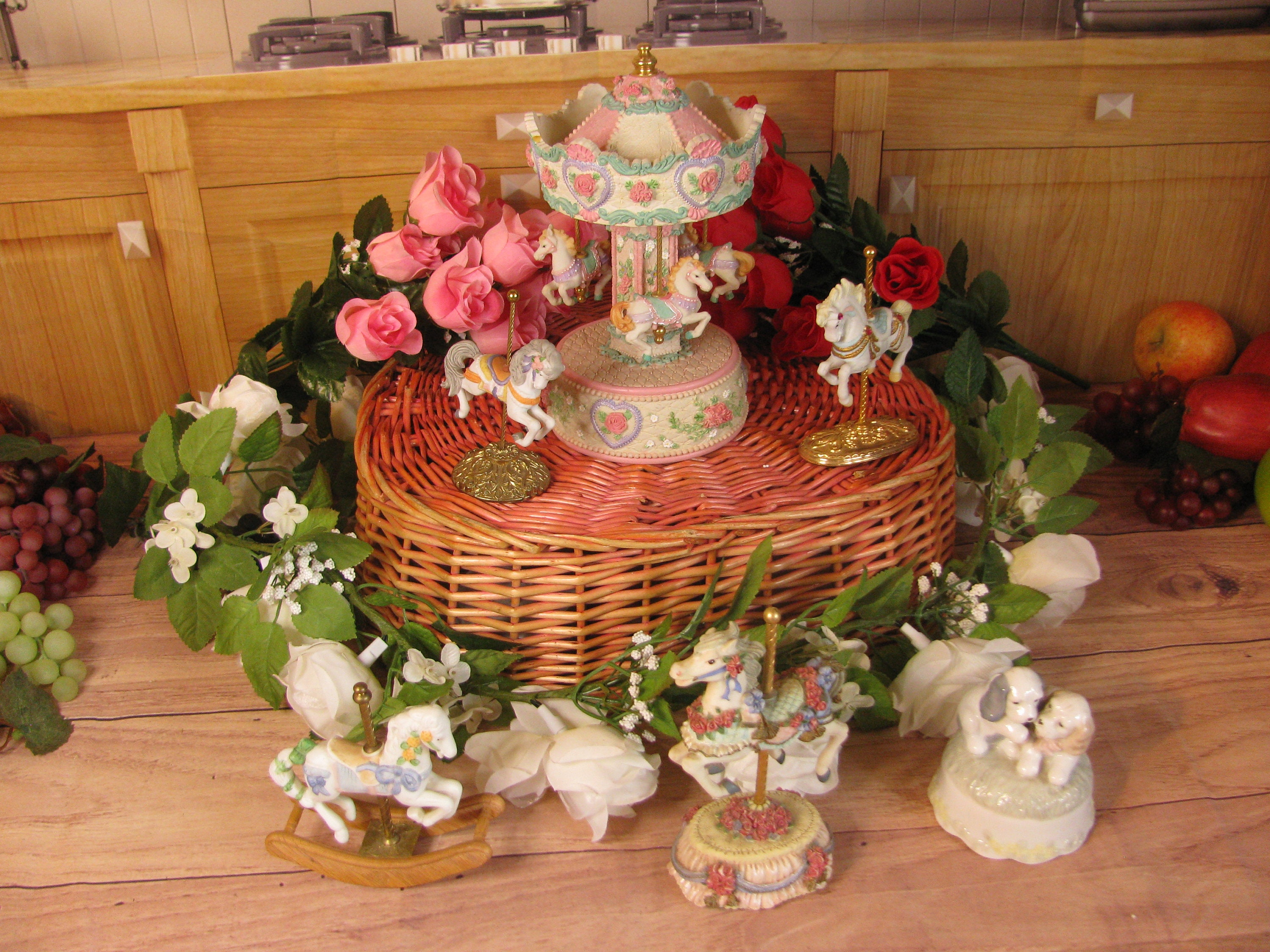 Vintage Three Carousel Horse Merry Go Round Music Box-beautiful Dreamer ...