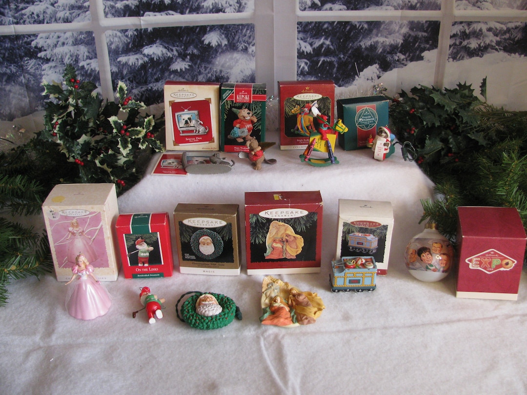 Vintage 1996-maxine-springtime Barbie-mickey Mouse-crayola-yultide ...