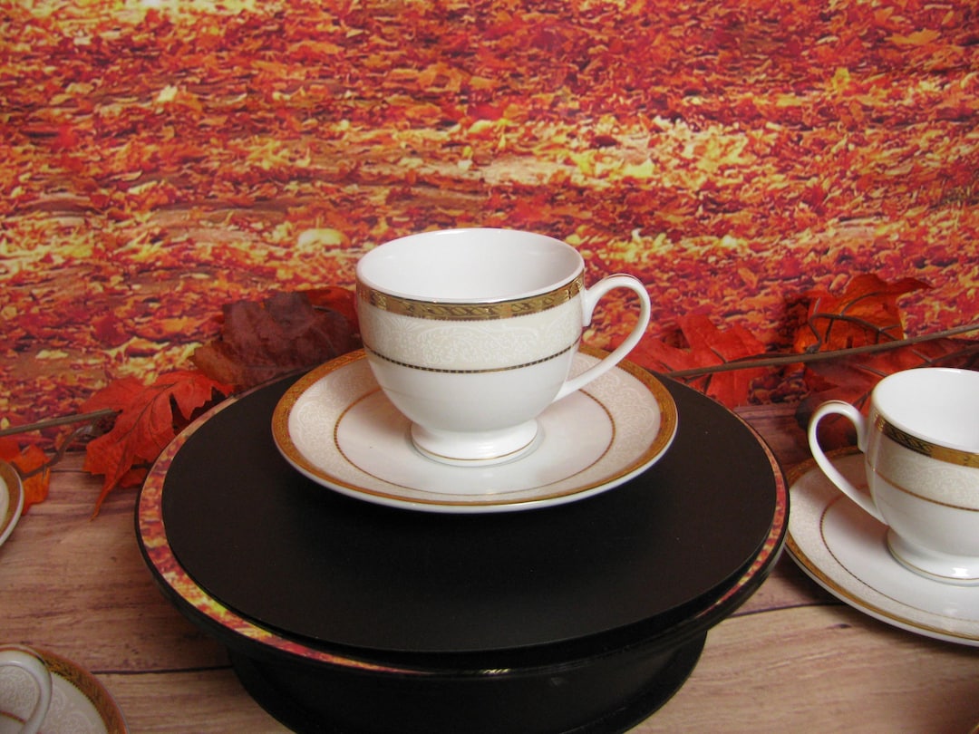 Vintage Casa Elite Home Collections M. Valenti Italy-gold and Ivory ...