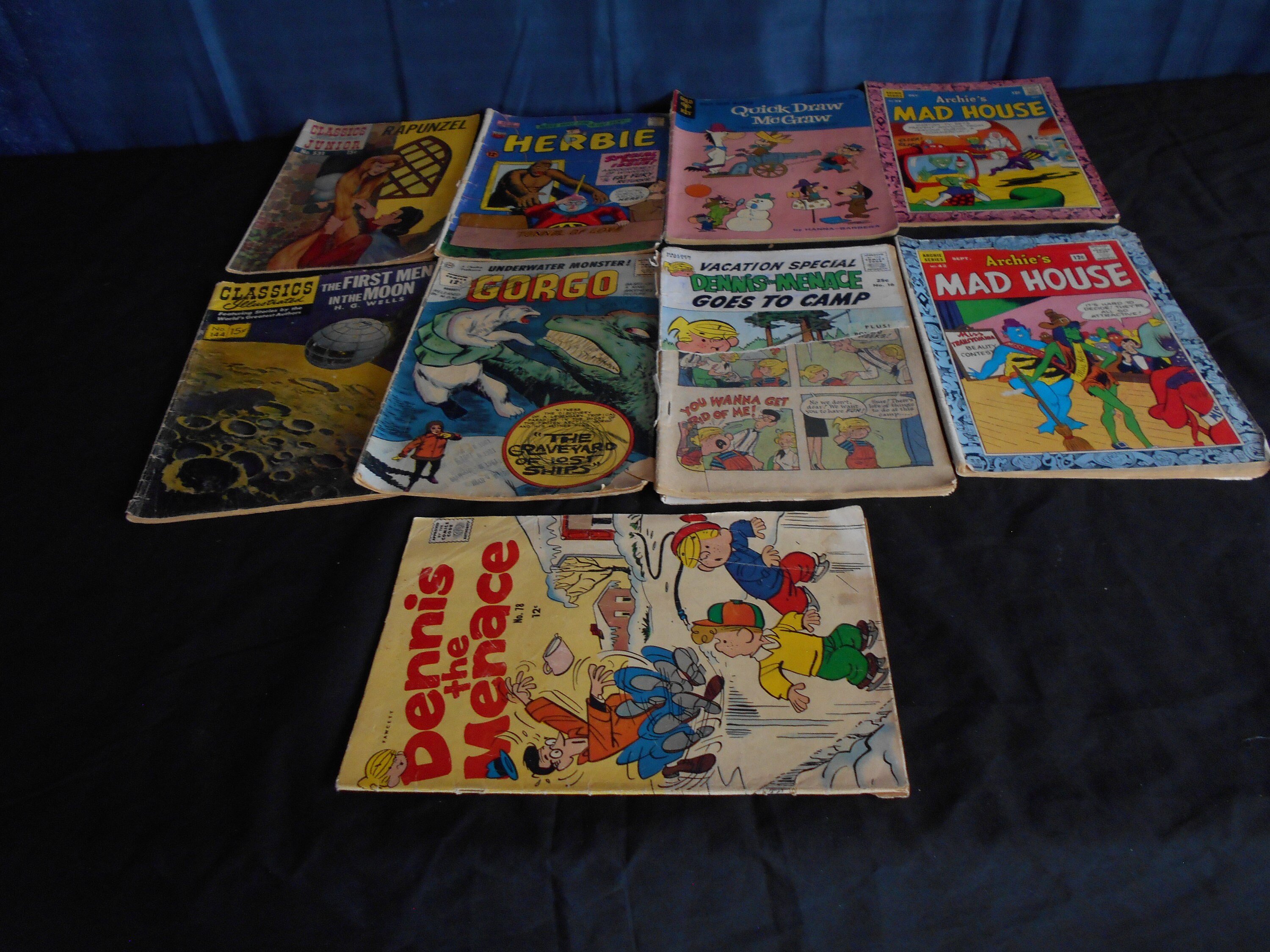 25 Vintage Comic Books Archie-dennis the Menace-superman-batman-flash ...