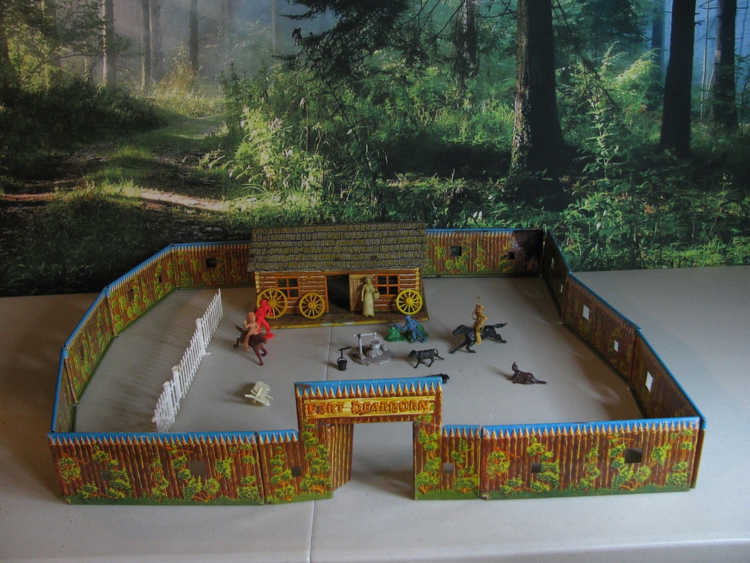 Vintage Marx Wild West Fort Dearborn Playset-1950s -tin Cabin & "blue ...