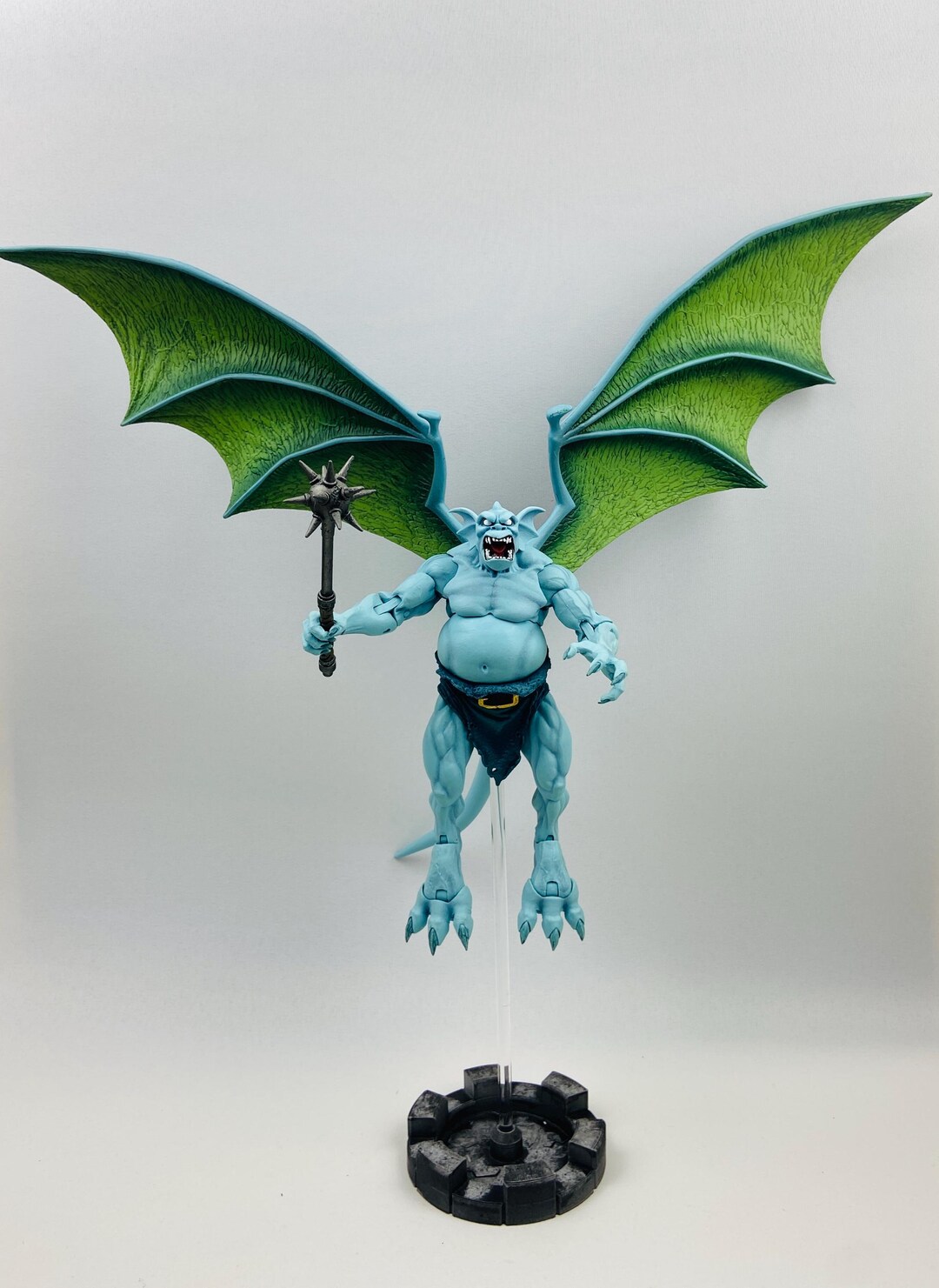 NECA Gargoyles BROADWAY Epic Presentation Flight Stand - Etsy