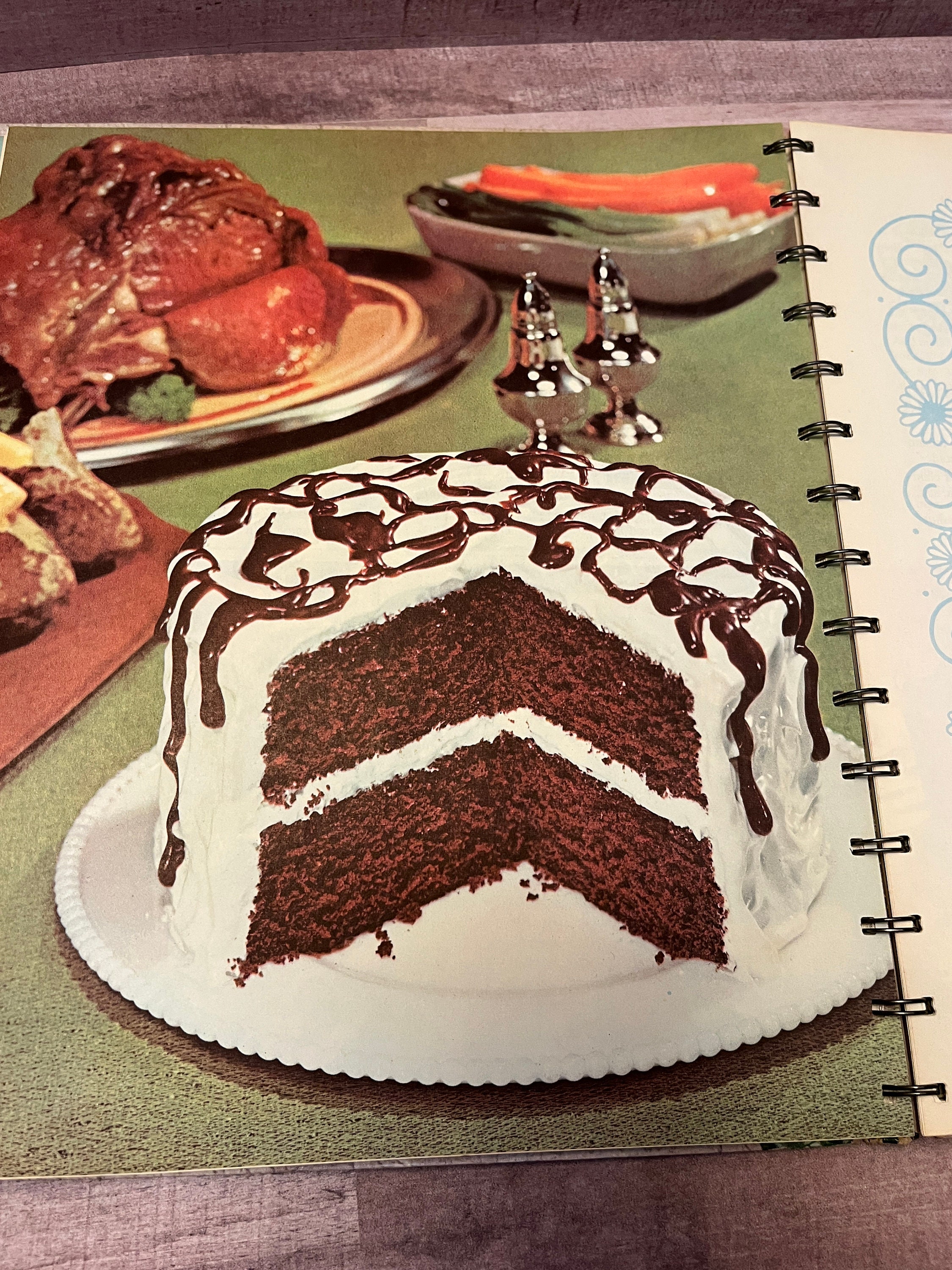 Betty Crocker's New Good and Easy Cook Book - Hardcover -ring-binding ...