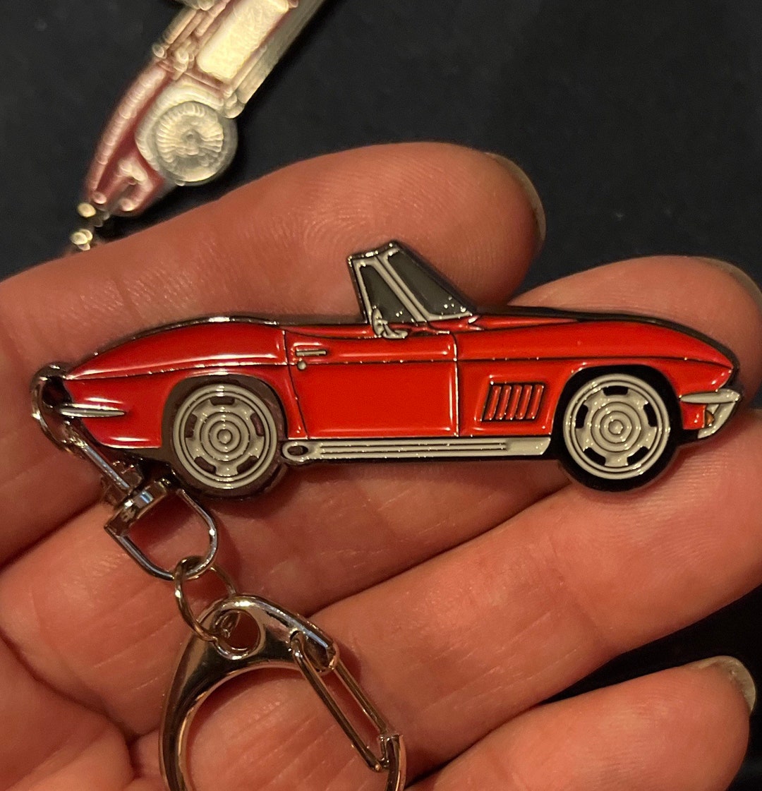 C2 RED Corvette With Steelies Enamel on Metal Keychains Convertible ...