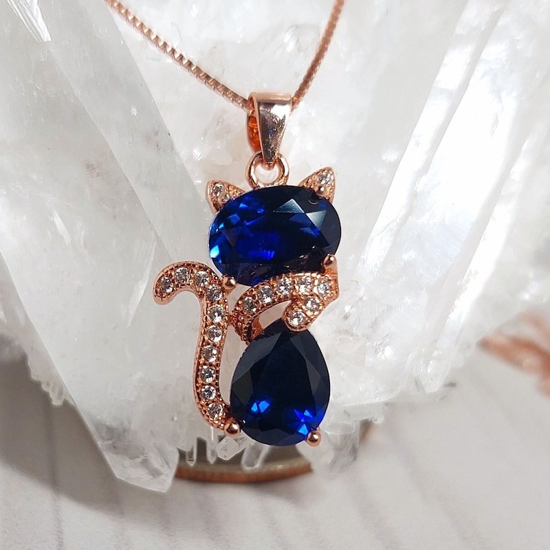 Red Rose Cat Necklace - Etsy