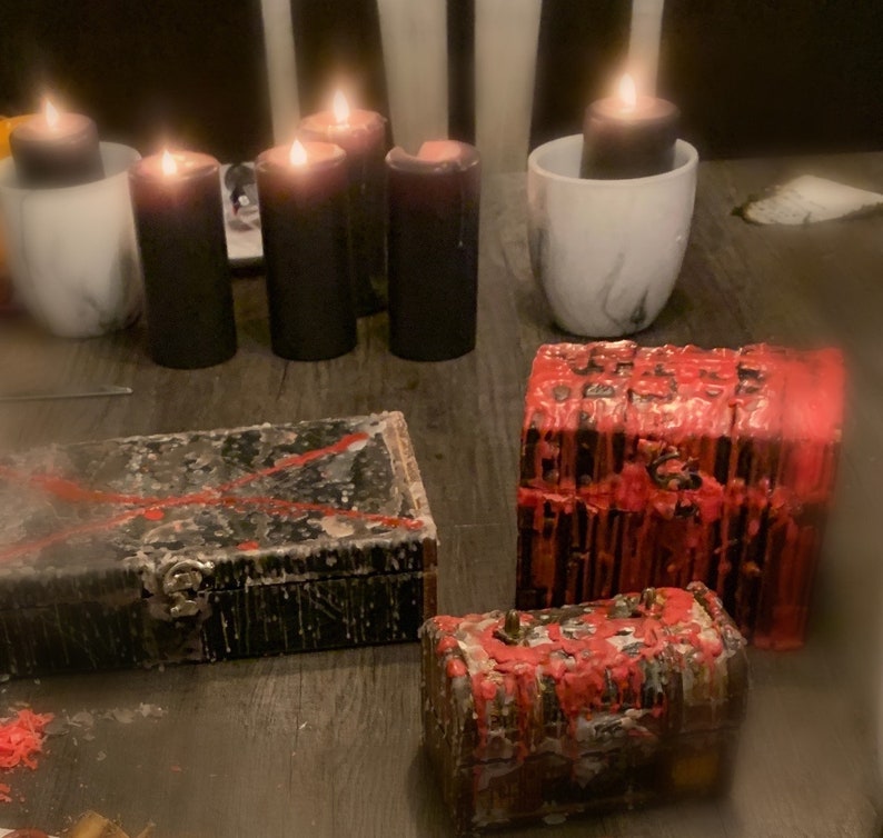 Dybbuk Box/Creepy Box/Spooky Box | Etsy