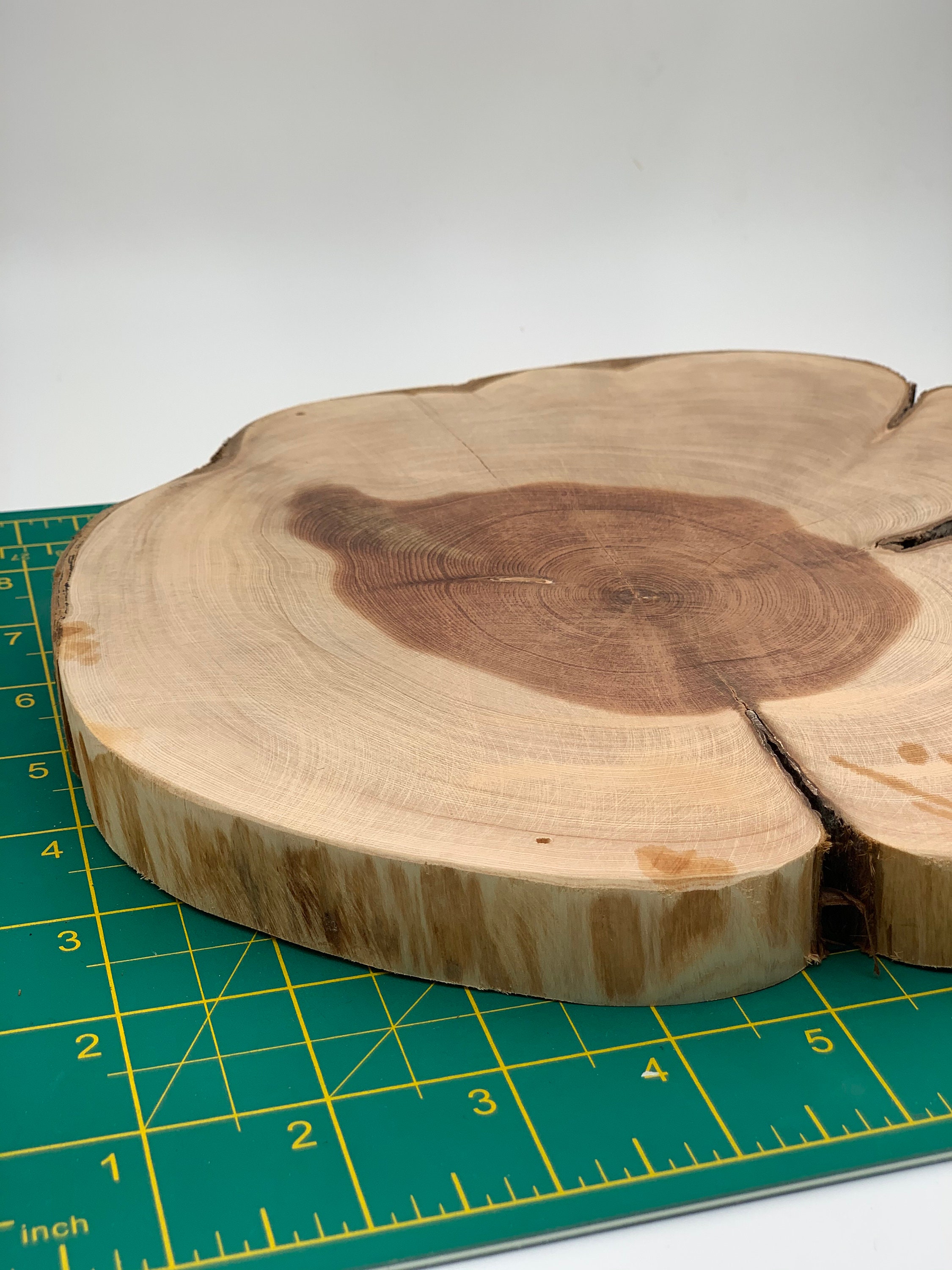 Cedar Wood Centerpieces Wood Round Rustic hand made | Etsy