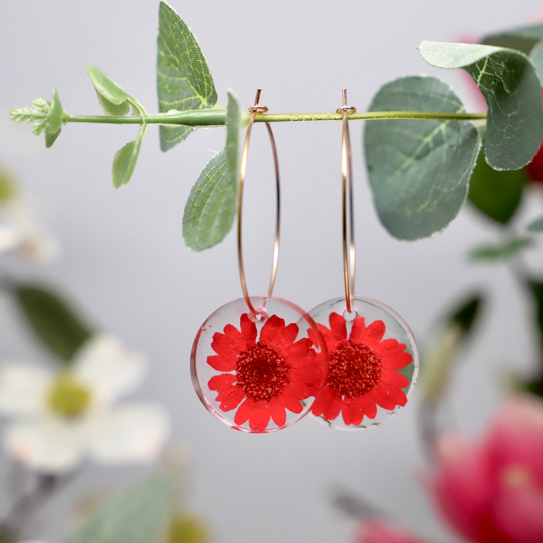 Red Daisy Hoop Earrings, Real Pressed Flower, Gold Plated - Etsy