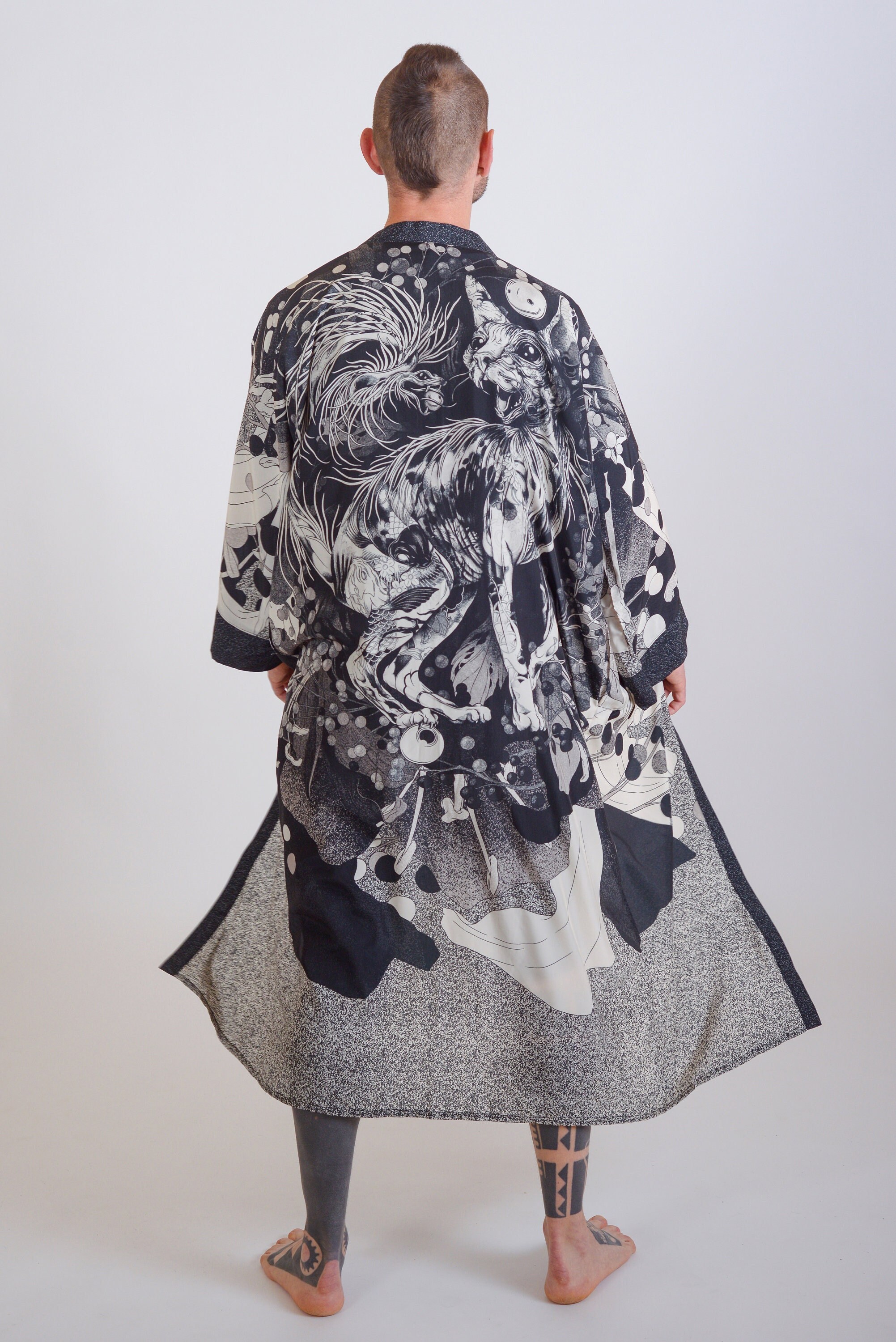 Extra Long Unisex Kimono Neko Mono Sphynx Cat Print Robe Caftan One ...