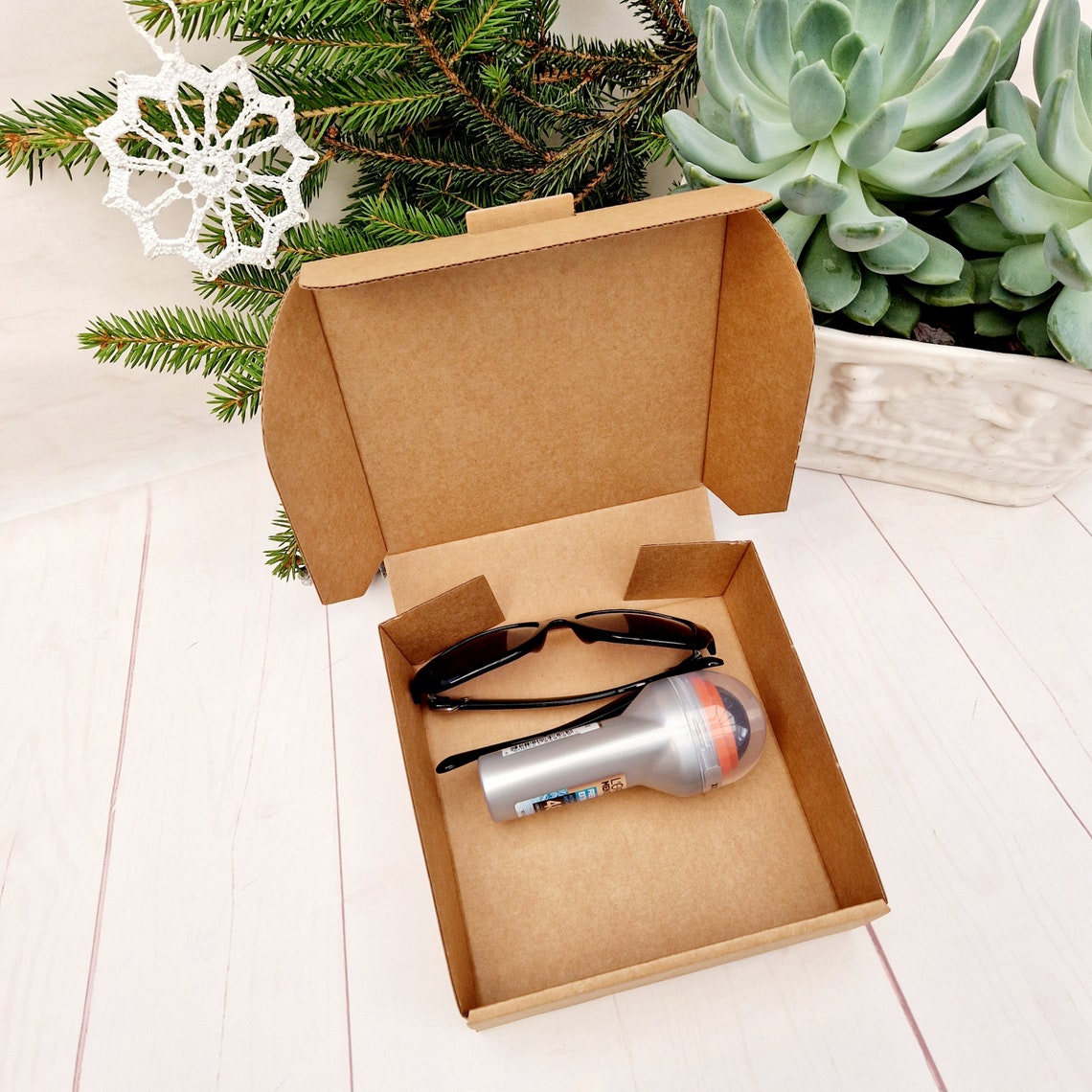 Christmas Kraft Empty Gift Box. 6"x6"x2" Eco Friendly Recyclable ...