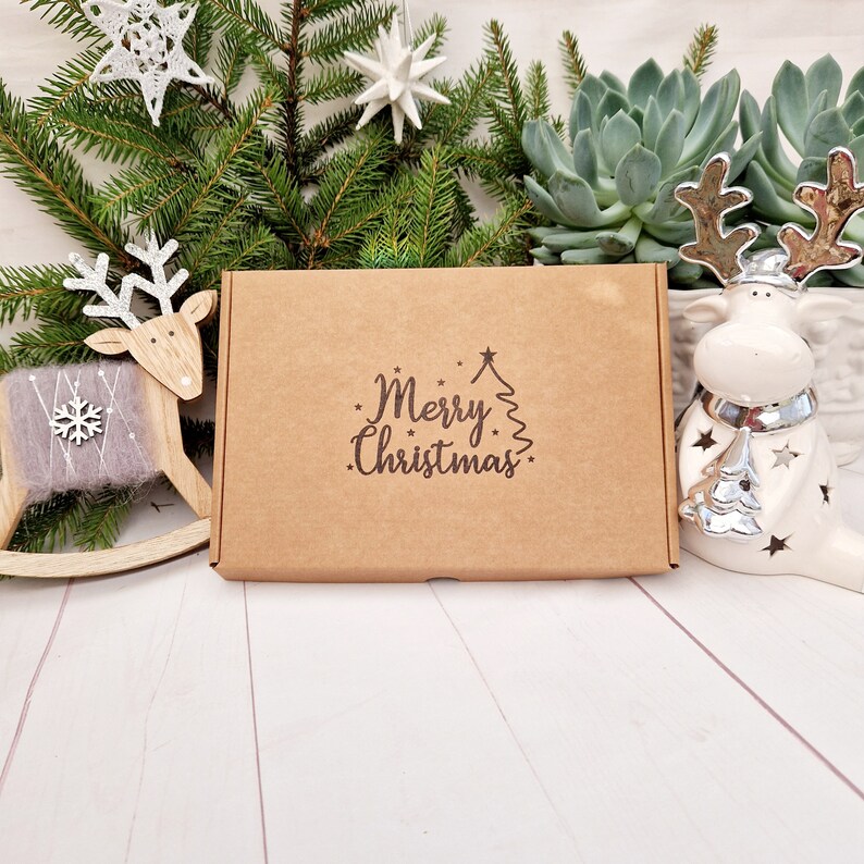 Christmas Theme Gift Box. Empty Kraft Cardboard Box. Eco Friendly Xmas ...