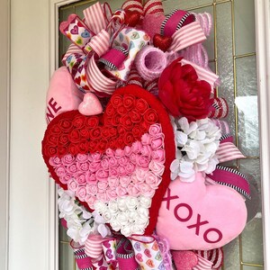 Valentines Day Wreath, Wreath With Hearts, Love Wreath, Conversation ...