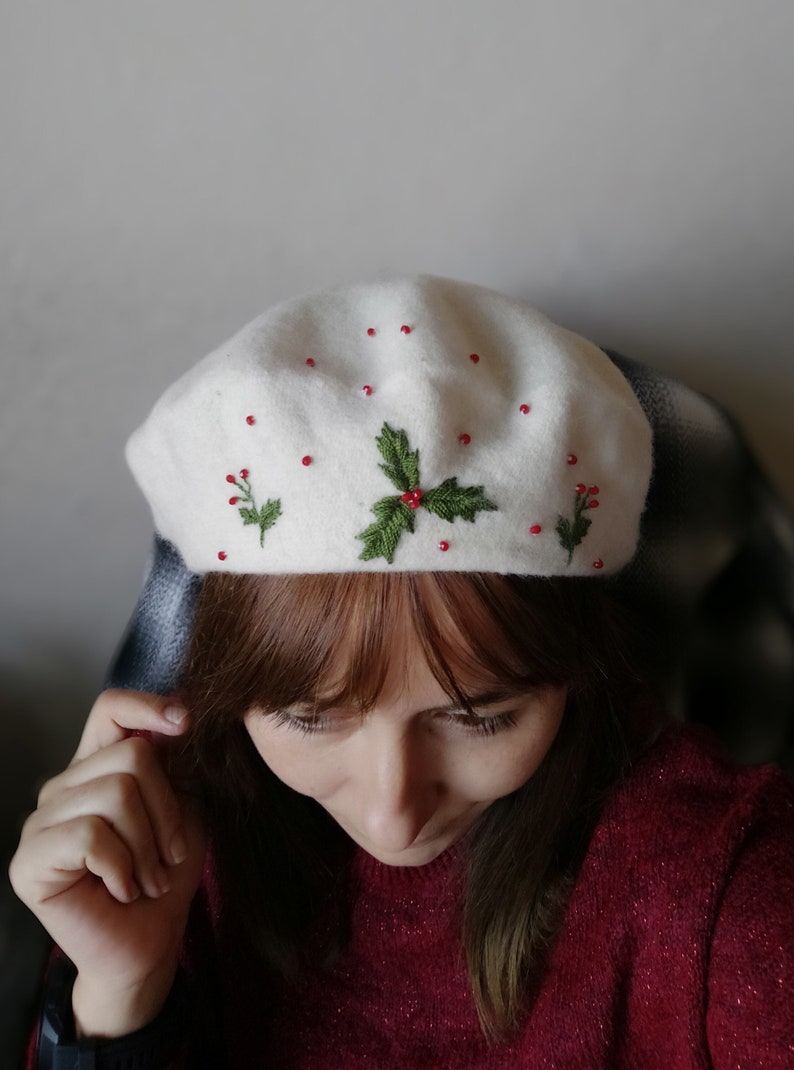 Vintage Wool French Beret: Hand-embroidered Holly Berry Christmas Beret ...