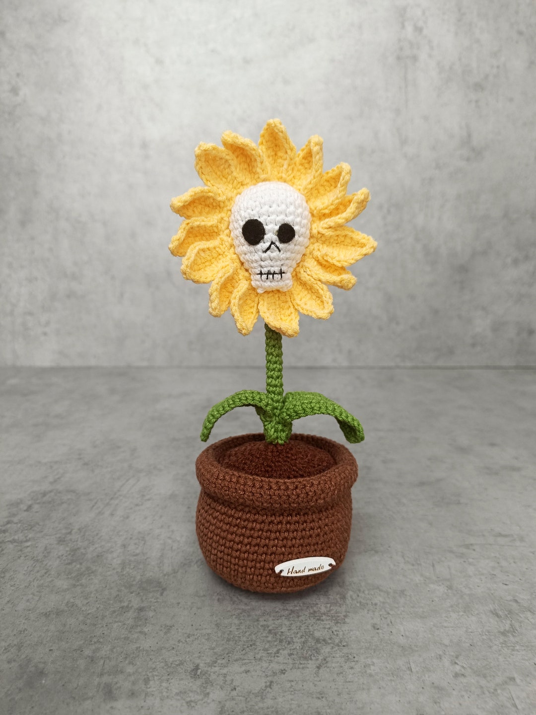 Crochet Pattern Halloween Flower, Crochet Skull Amigurumi Pattern Fake ...