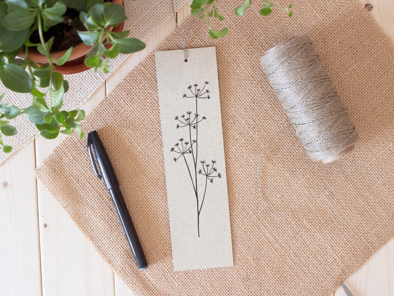 Eco-friendly Bookmark of Grass Paper, Environmentally Friendly Gift for ...