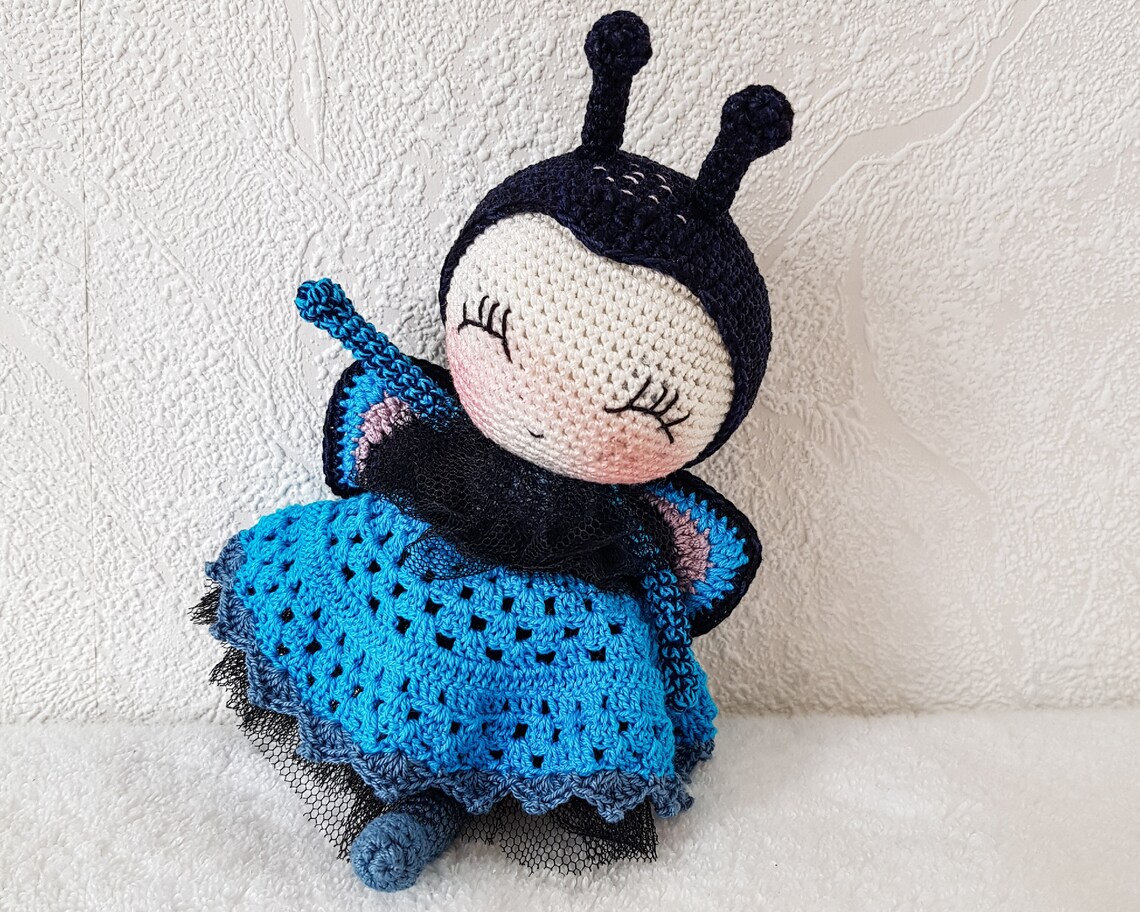 Cute crochet amigurumi pattern of blue Bug in English from - Etsy.de