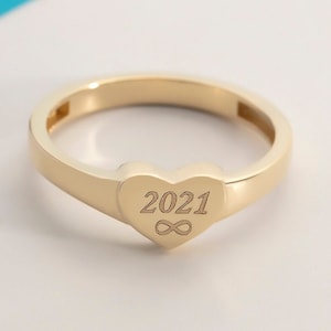 10K 14K 18K Gold Engraved Heart Ring, Personalized Heart Ring ...