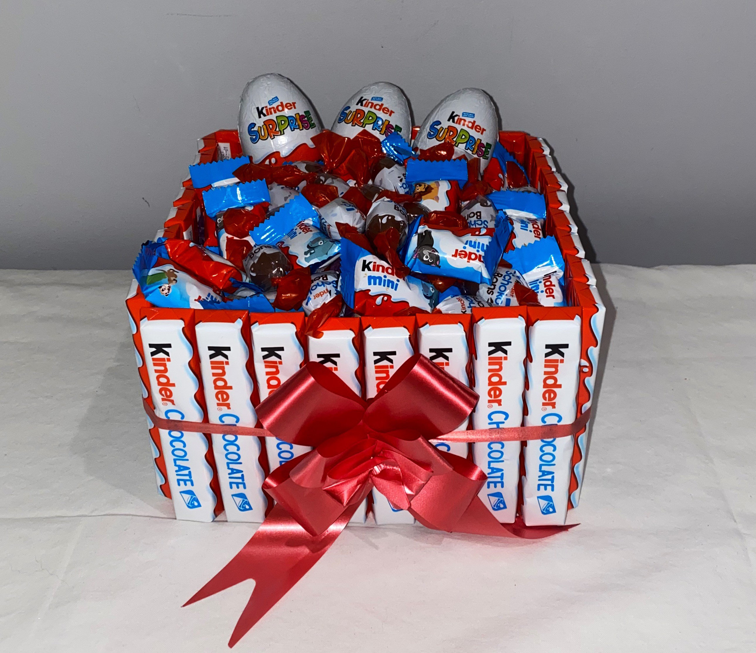 Kinder surprise boîte-cadeau carrée | Etsy