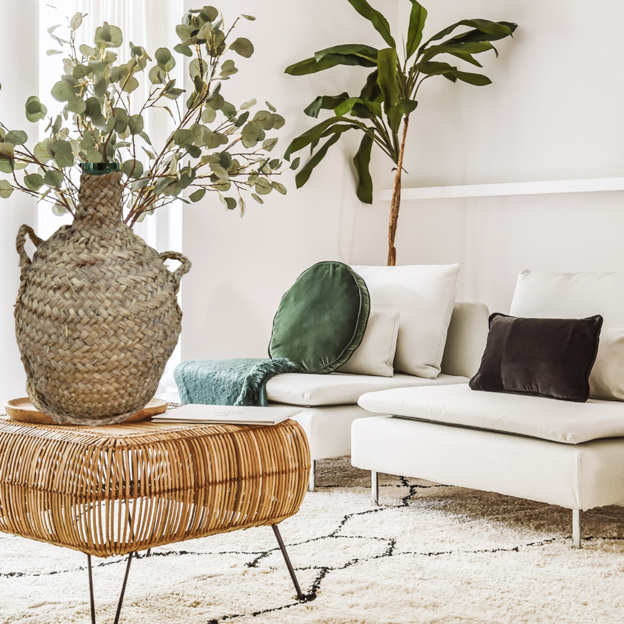 Demijohn Barn Decor Vintage, Rustic Vintage Decanter, Country Farmhouse ...