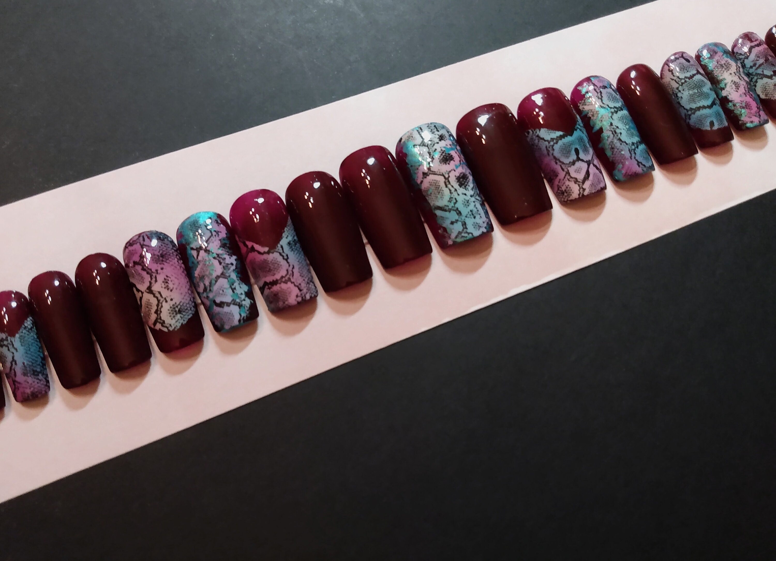 Maroon and Teal Snakeskin FULL SET Medium Square Press on - Etsy