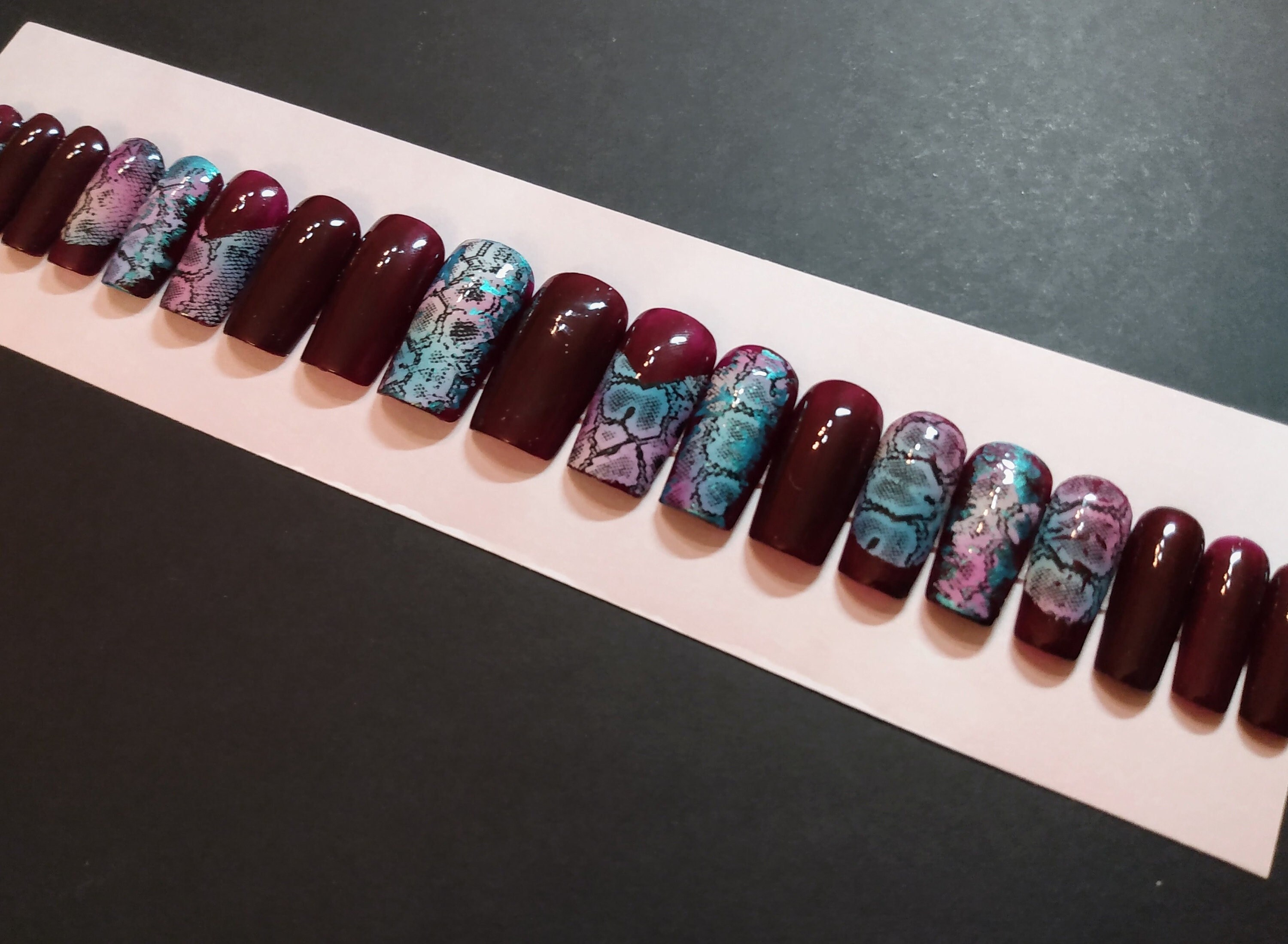 Maroon and Teal Snakeskin FULL SET Medium Square Press on - Etsy