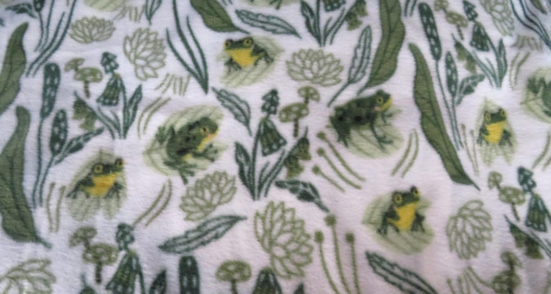 Frogs Fleece Fabric, Blanket Fabric, Beautiful Nosew Blanket Fabric ...