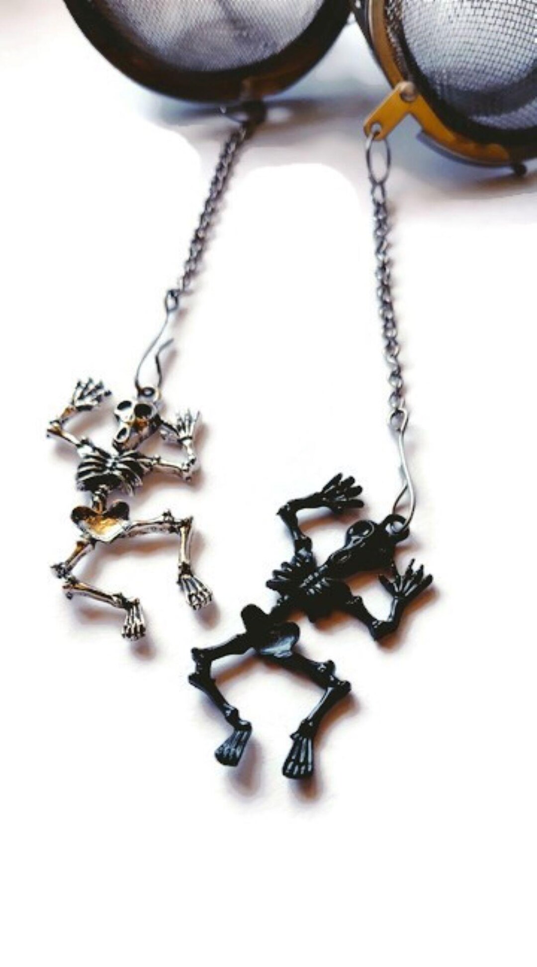 Skeleton Tea Leaves Infuser - Set of 2 - Spooky Creepy Home Decor ...
