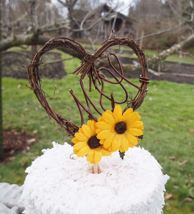 Rustic Heart Cake Topper: Personalized Initials & Sunflowers - Etsy