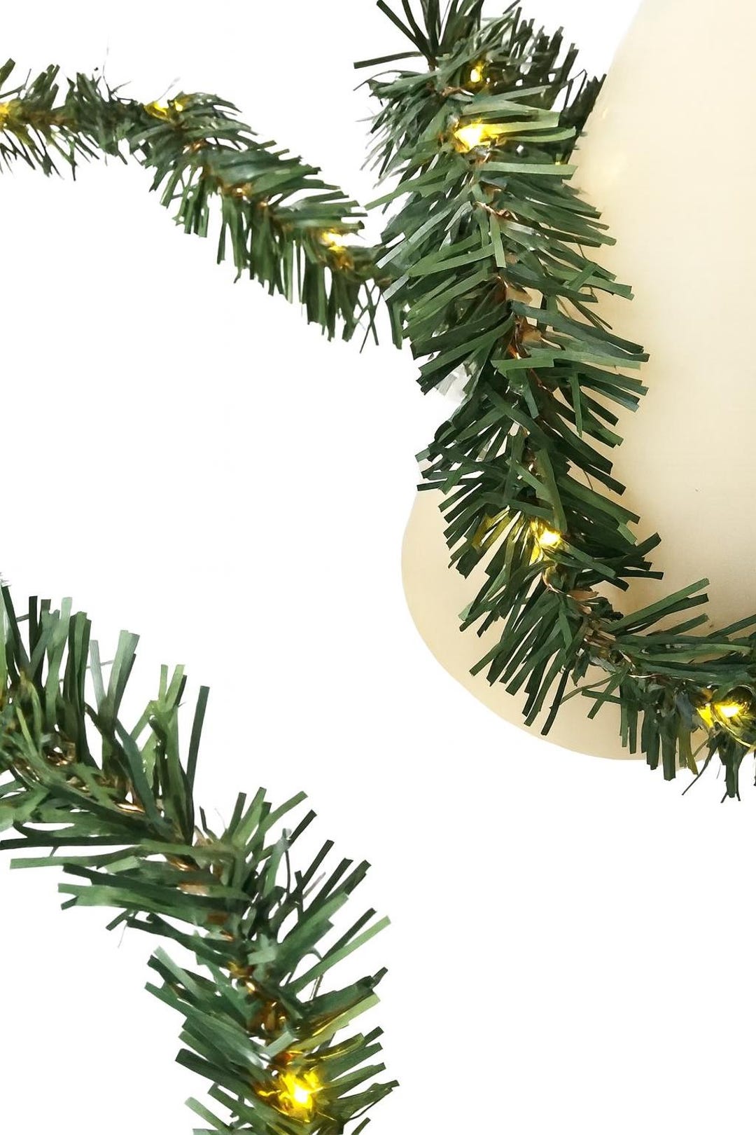 Lighted Thin Pine Christmas Garland With LED Lights, Battery Operated ...