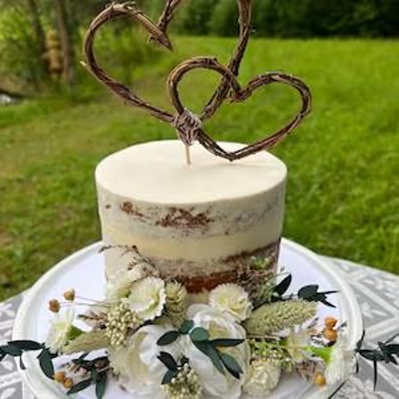 Simple Rustic Hearts Cake Topper - Etsy