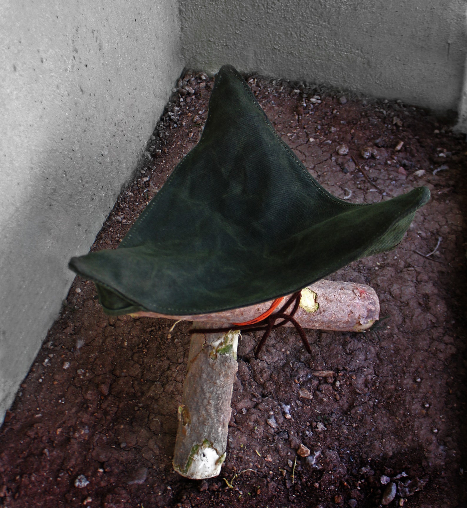 Bushcraft Tripod Seat to Create Chair-waterproof Waxed Canvas Fabric ...