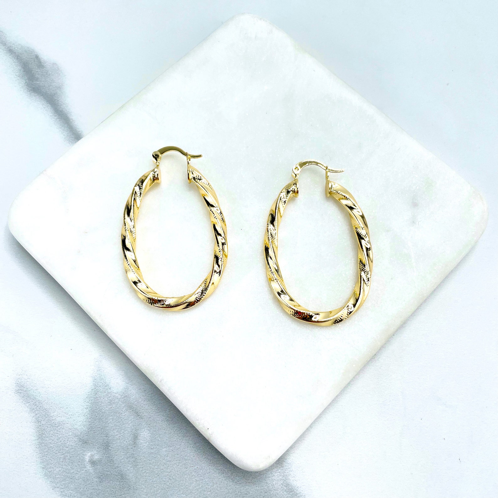 18k Gold Filled 28mm Twisted & Texturized Oval Design Hoops - Etsy