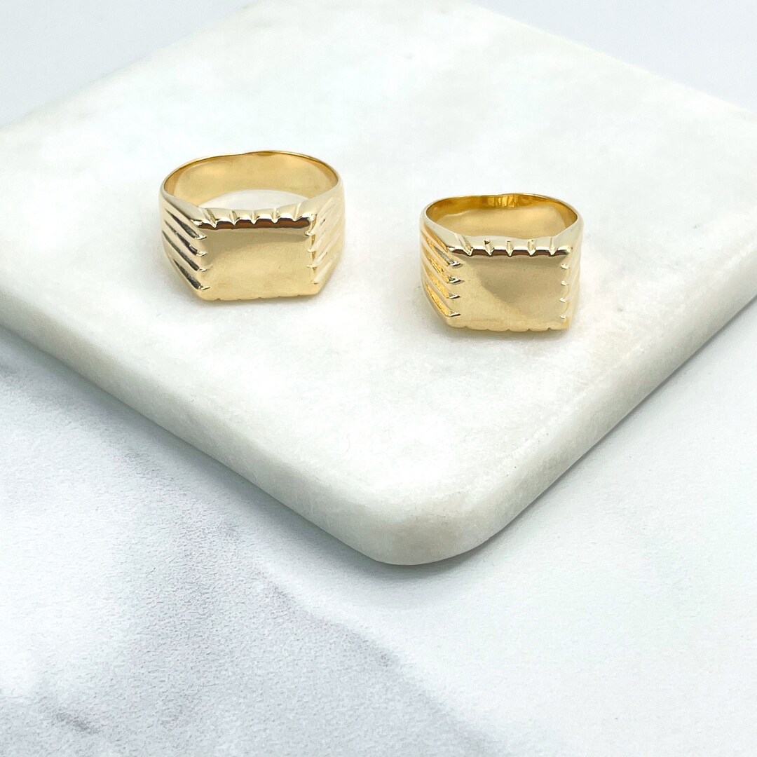 18k Gold Filled Rectangular Signet Ring With Texturized Sides ...
