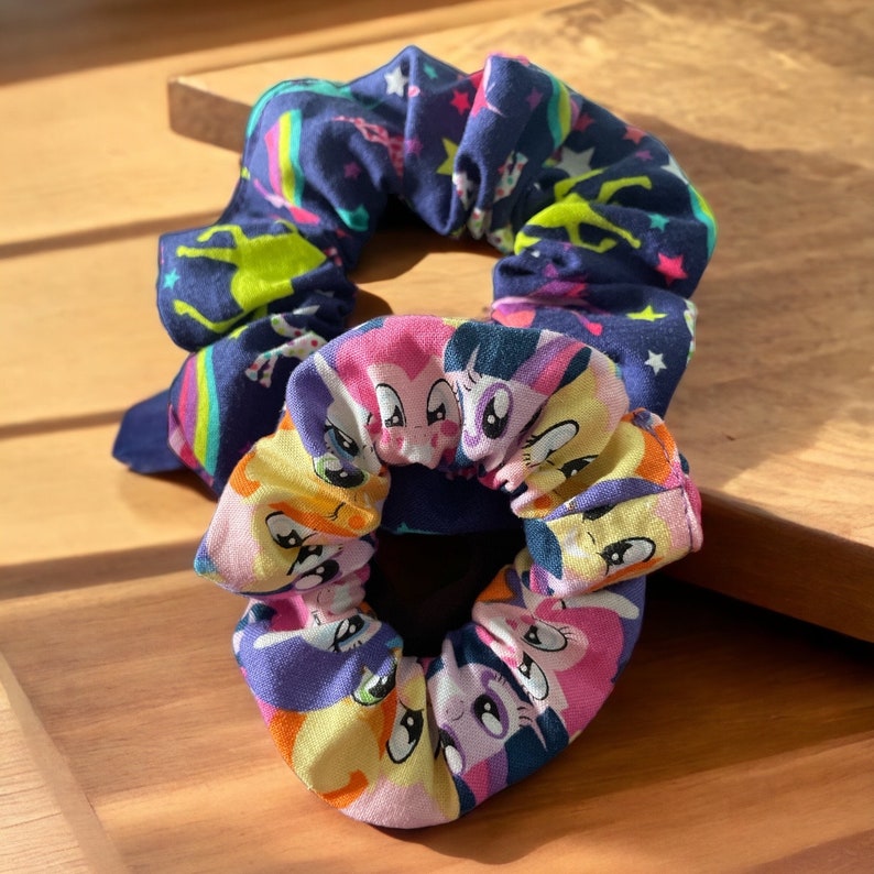 Rainbow Unicorn / Little Pony Scrunchies Novelty Gift Pony Tail Holder ...