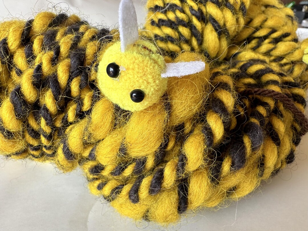 BEE MY HONEY Novelty Yarn: Icelandic Wool, Fluffy Bees, Fiber Art - Etsy