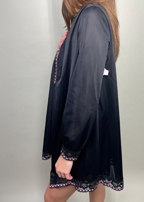 Two piece vintage black mini night gown & robe set tr… - Gem