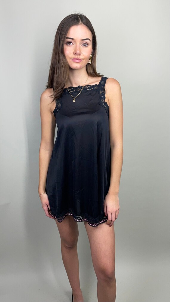 Two piece vintage black mini night gown & robe set tr… - Gem
