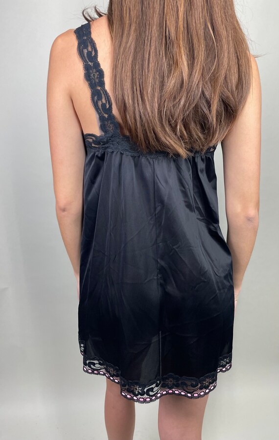 Two piece vintage black mini night gown & robe set tr… - Gem