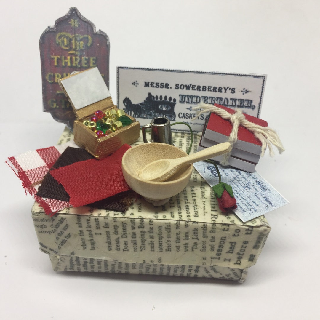Oliver! Miniature Musical Theatre Display Box - Etsy