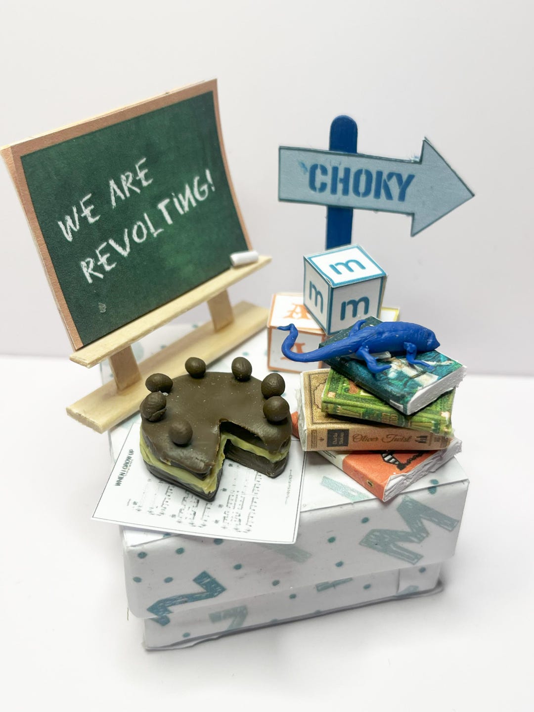 Matilda Miniature Musical Theatre Display Boxes - Etsy